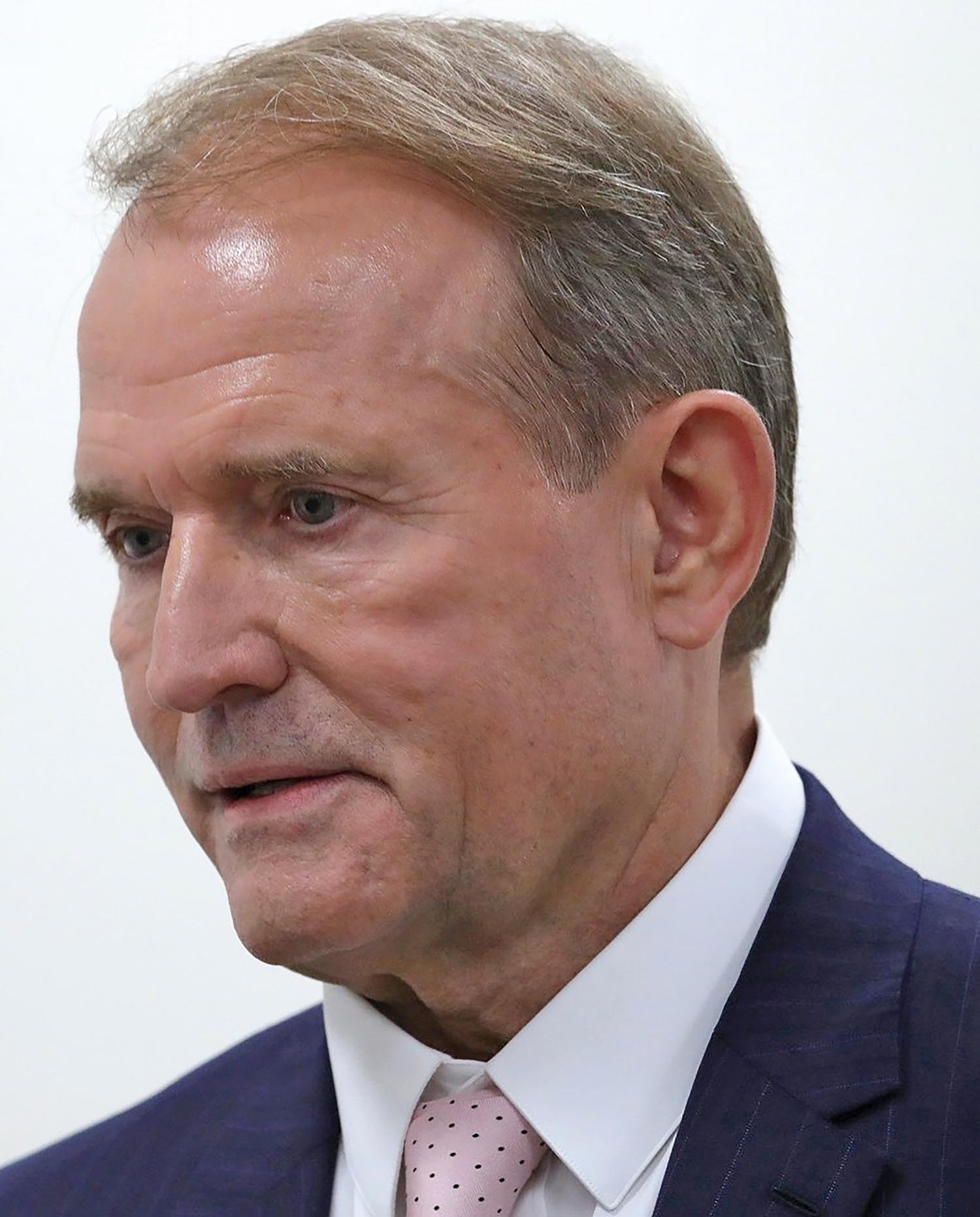 Kum Putina. Dlaczego Medwedczuk jest zdrajcą? | Niezależna Gazeta ... Kum Putina. Dlaczego Medwedczuk jest zdrajcą? | Niezależna Gazeta ...